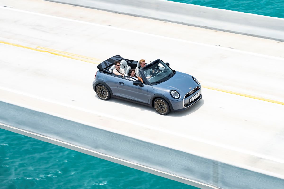 一輛車可最多達18隻車鑰匙！MINI提高了全系列車款的個人化和可用性 - CarStuff 人車事